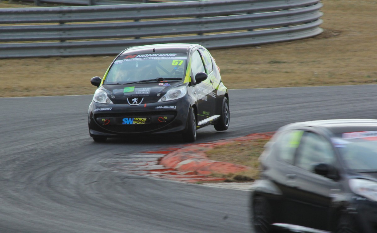 East Surrey College Back On Top After Round Eight At Snetterton